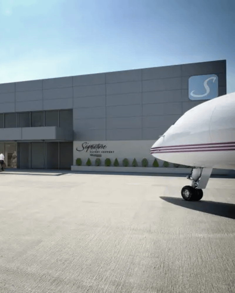 Luton Airport Chauffeur Service At Low Prices